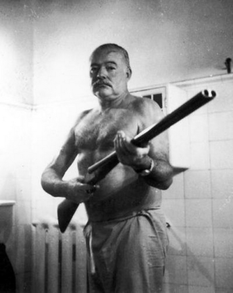 Iconic Photos of Ernest Hemingway