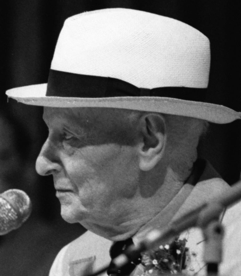 Collecting Nobel Laureates: Isaac Bashevis Singer